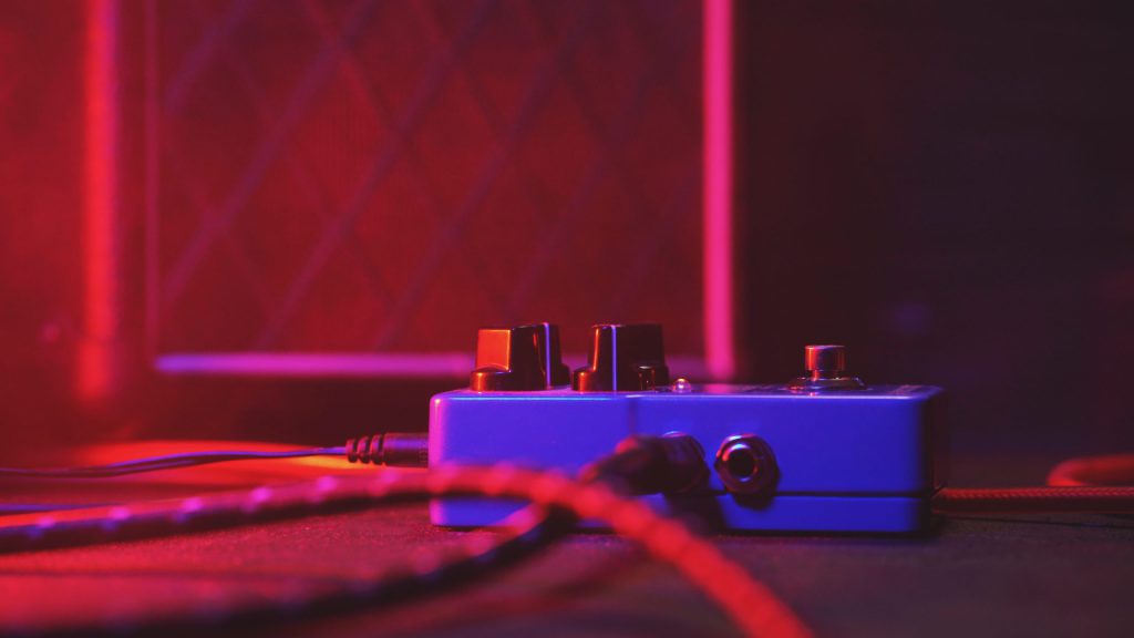 What are Guitar Pedals? | Guitar Effects Explained - Music Minds