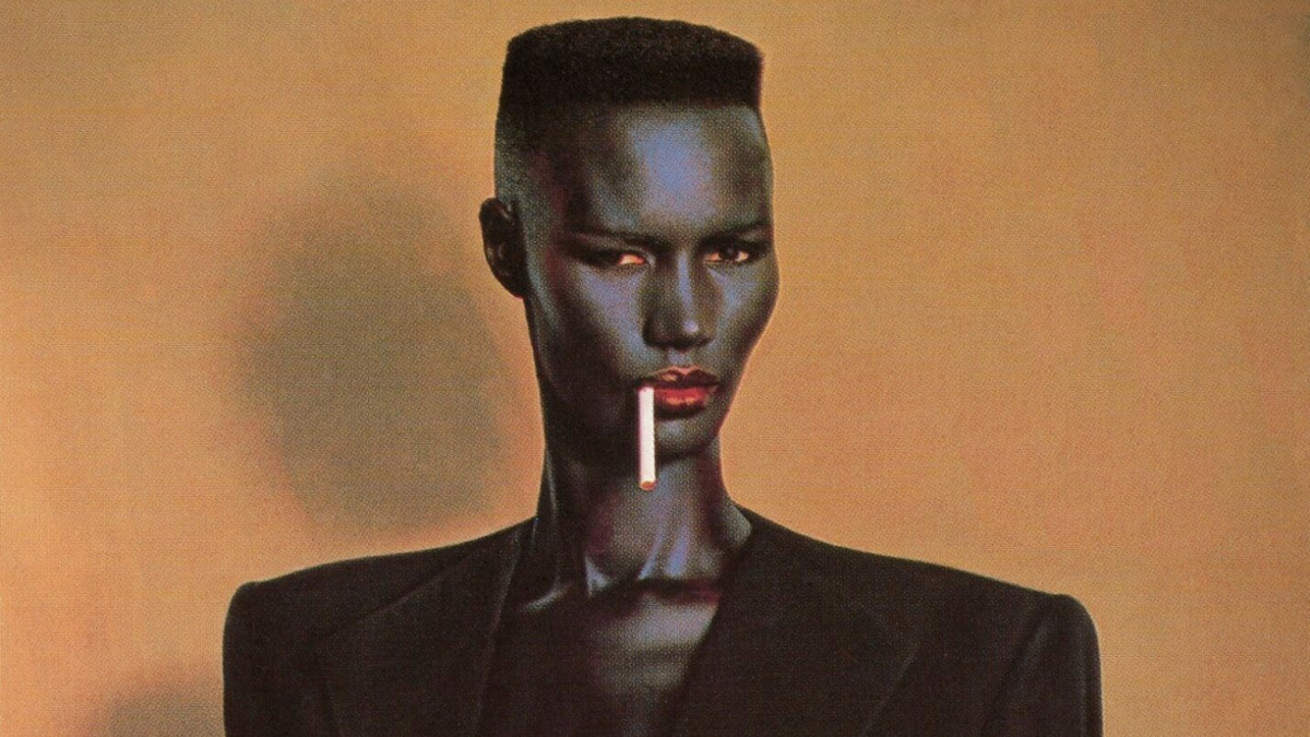 25 of the Most Controversial Musicians In Music History - Music Minds