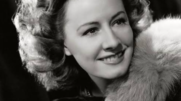 Nicotine Queens: 25 of the Worst Female Chain Smokers in Hollywood ...