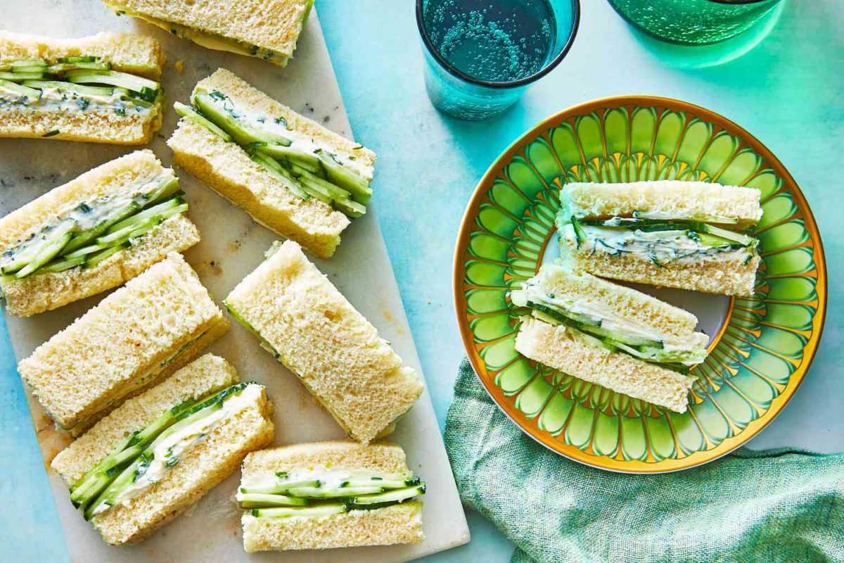 20 Forgotten 1970s Appetizers Served at Every Retro Party - Music Minds