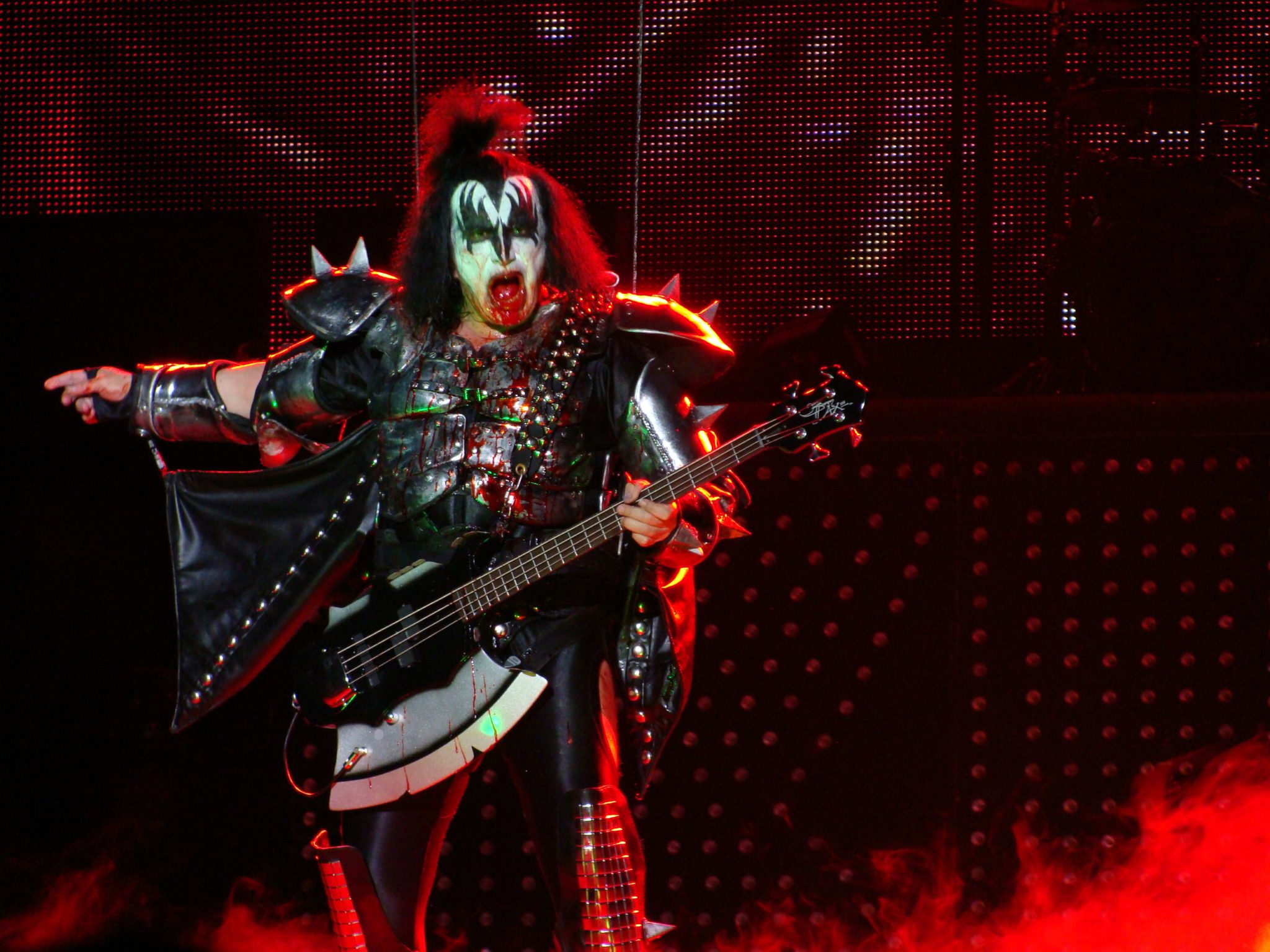 Kiss Announces Unmasked Reunion Concert in Vegas, Gene Simmons Cancels ...