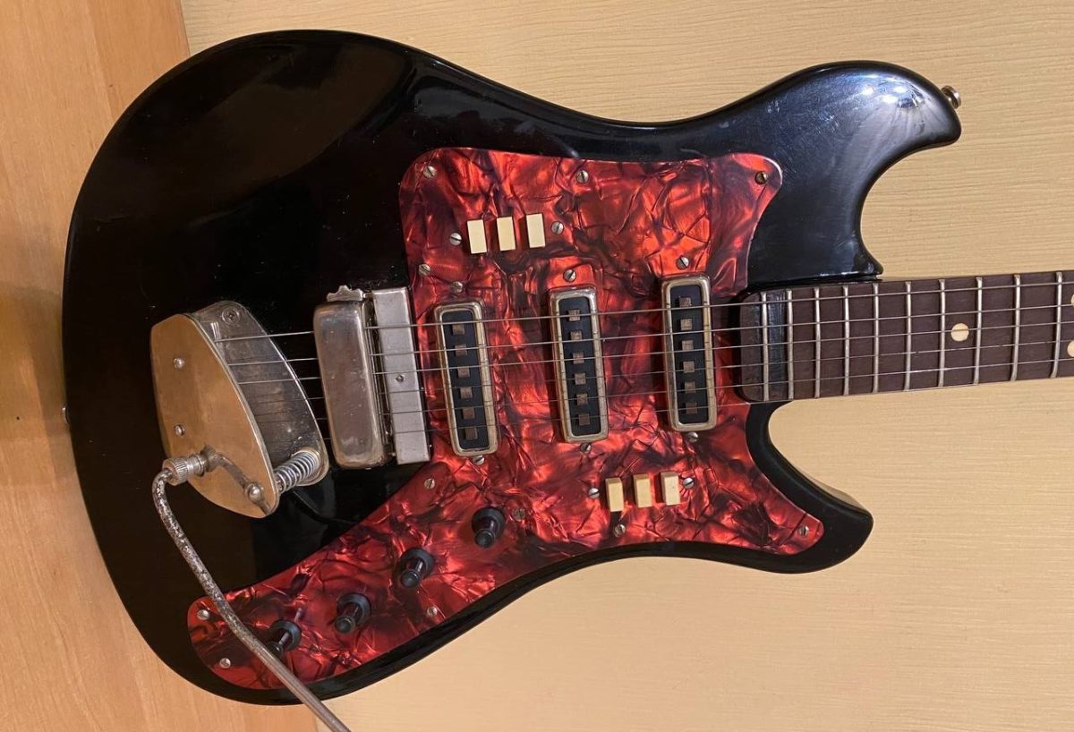 10 of the Worst Guitars You Should Avoid at All Costs - Music Minds