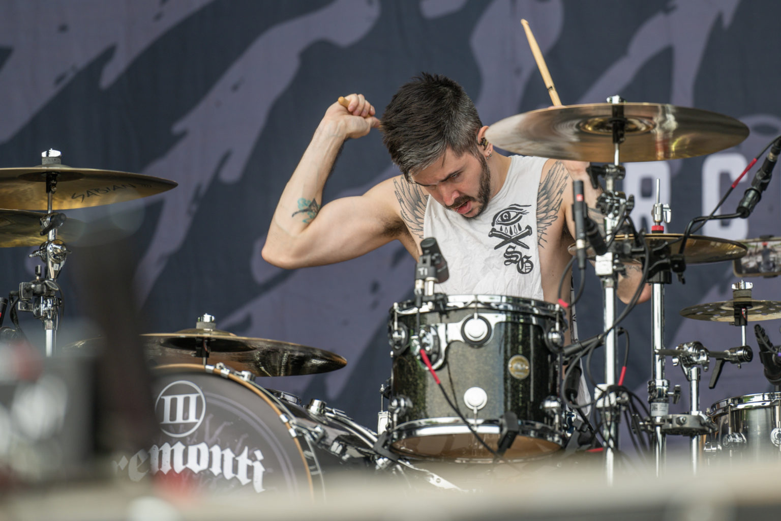 Why Your Hi-Hat Sounds Basic (And How to Fix It in 5 Minutes) - Music Minds