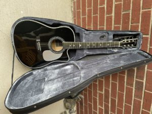 10 of the Worst Guitars You Should Avoid at All Costs - Music Minds