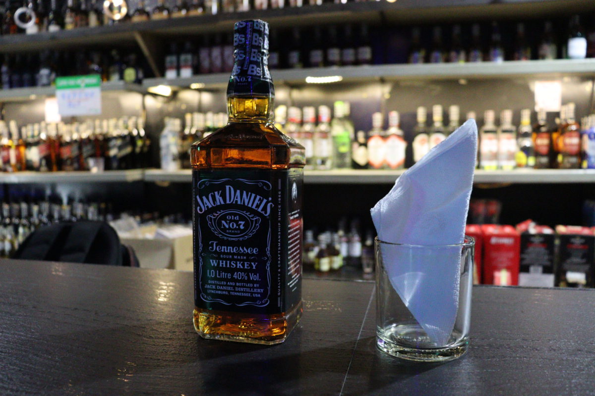 10 Hilarious Brands That Were Obviously Rip-Offs - Music Minds