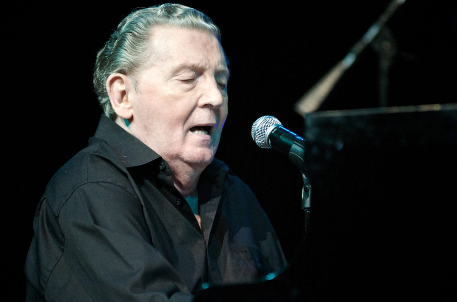 15 Musicians Who Sabotaged Their Success - Music Minds