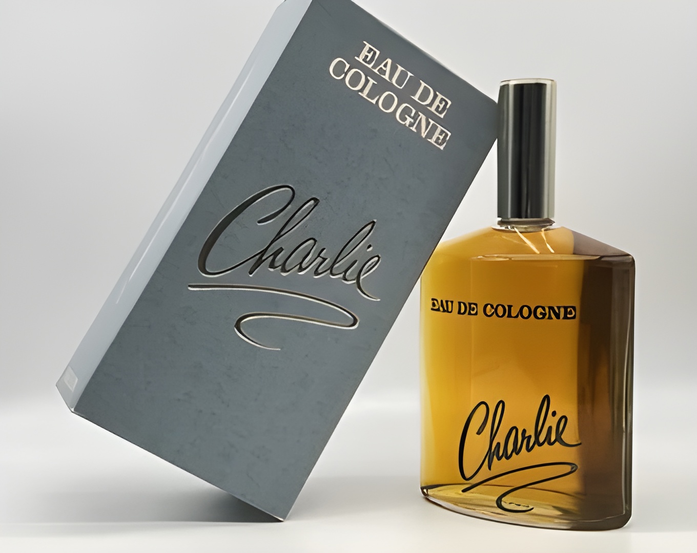 26 Nostalgic Perfumes From the 70s You'll Smell the Second You See Them ...