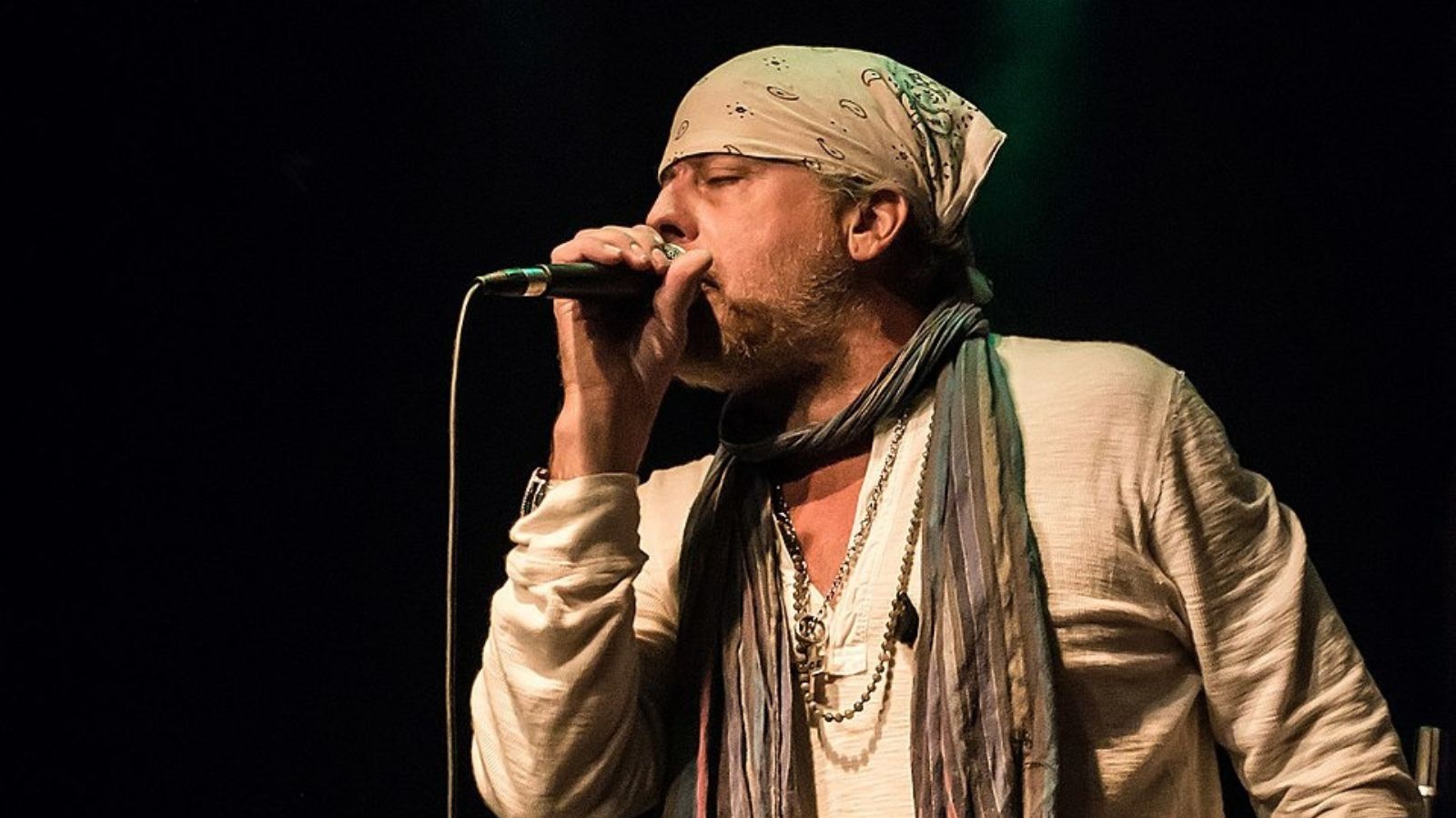 19 Rock Heartthrobs Who Dominated the '60s, '70s and '80s (and What ...