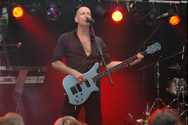 Michael Sadler Discloses Terminal Cancer While Completing Saga Projects ...