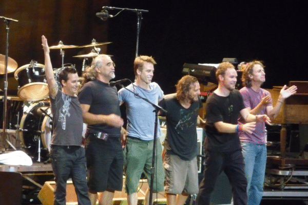 Pearl Jam’s Full Story: 18 Things You Didn't Know About the Band ...