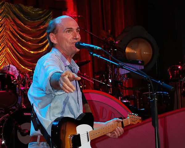 The Love Song She Wrote the Night James Taylor Left Her - Music Minds